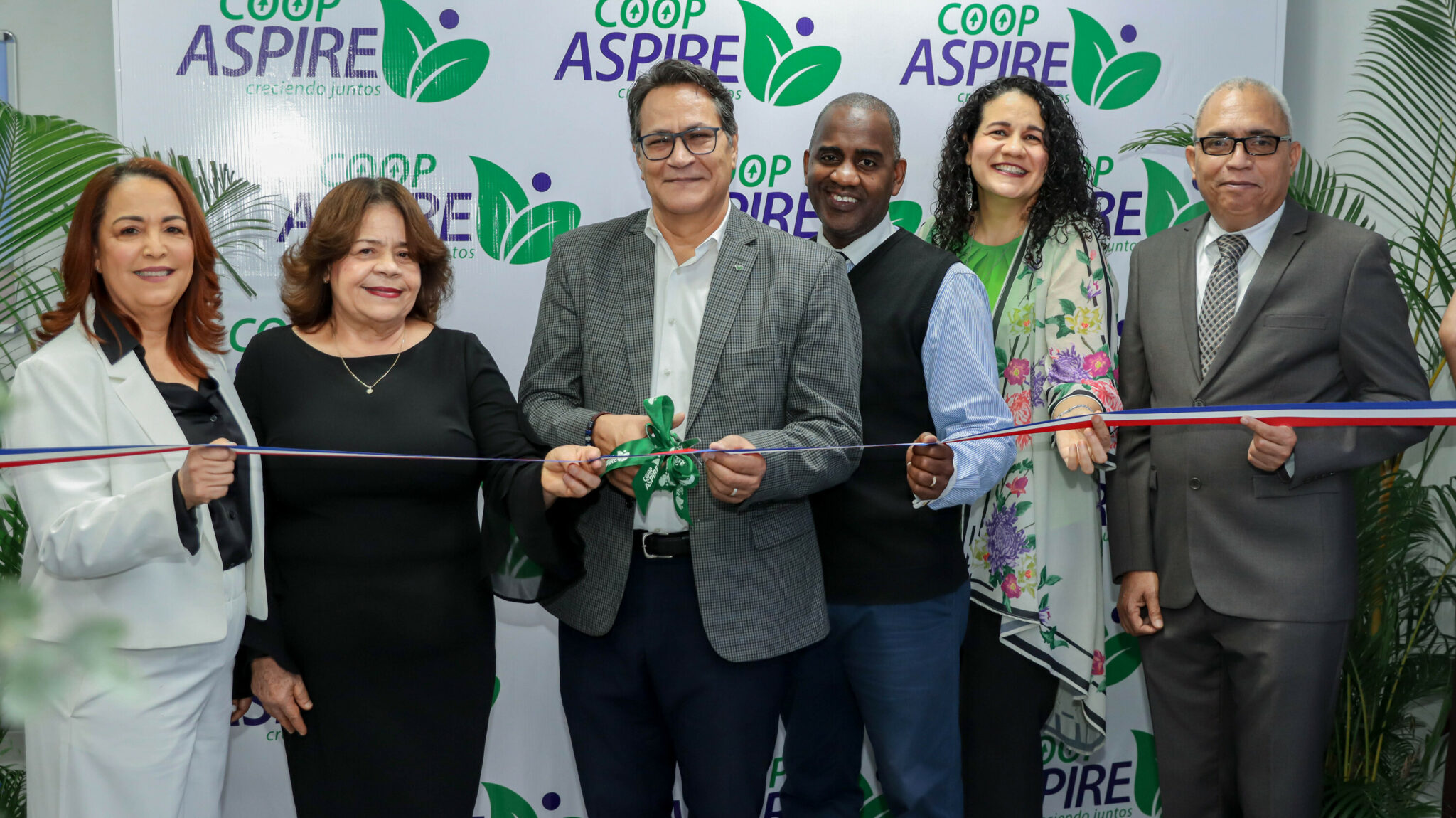 Lanzamiento de la Escuela de Negocios Prof. Firo Cuello: Un hito para ...